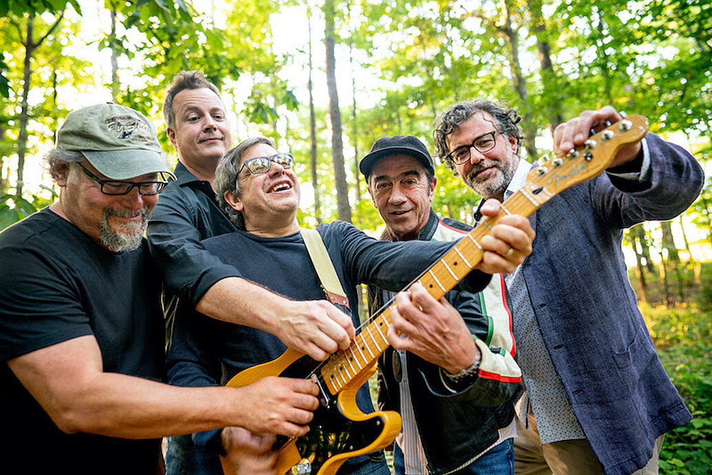 New Band with Bill Berry: The Bad Ends - Side Projects - Murmurs.com